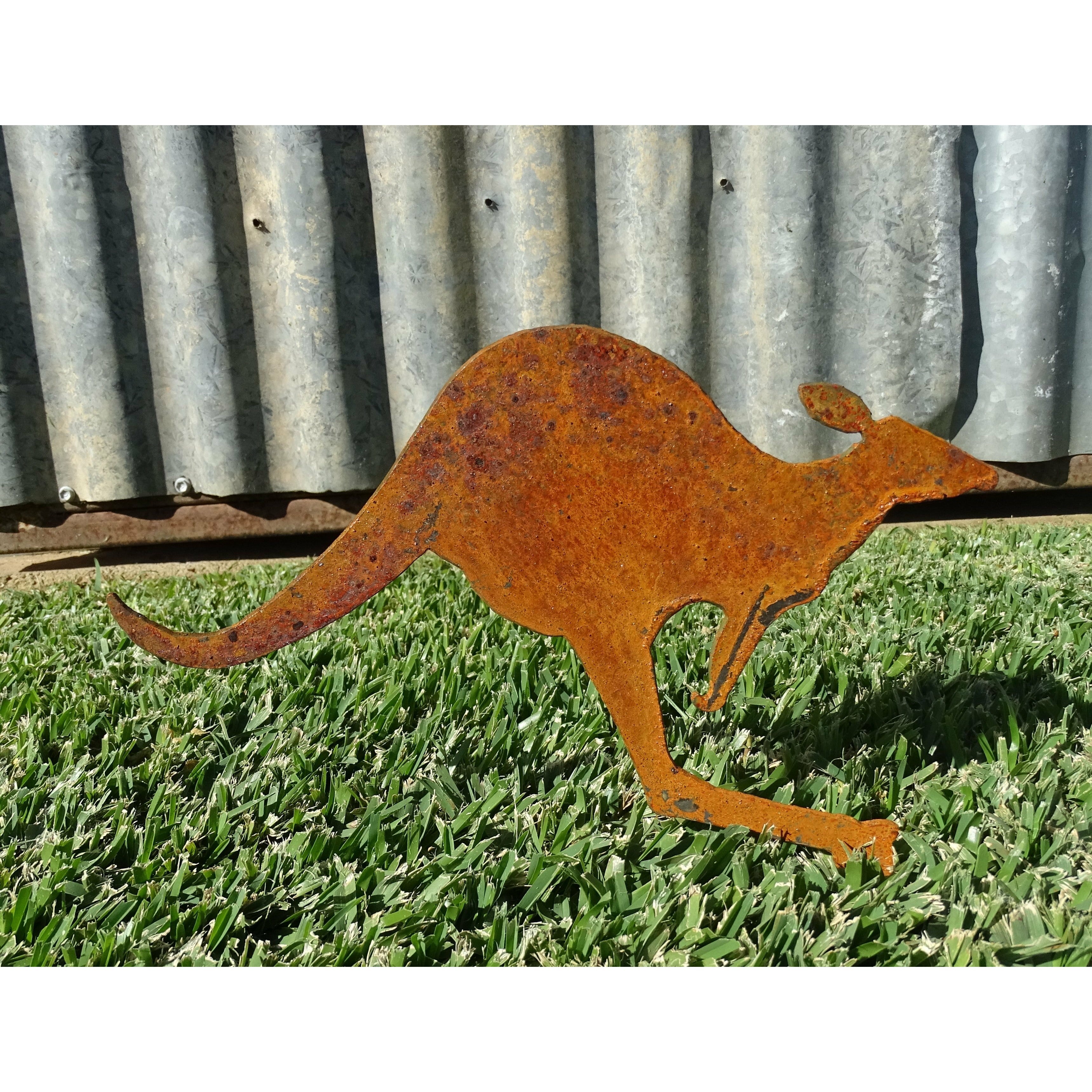 Jumping Kangaroo Metal Garden Art – Old n Dazed